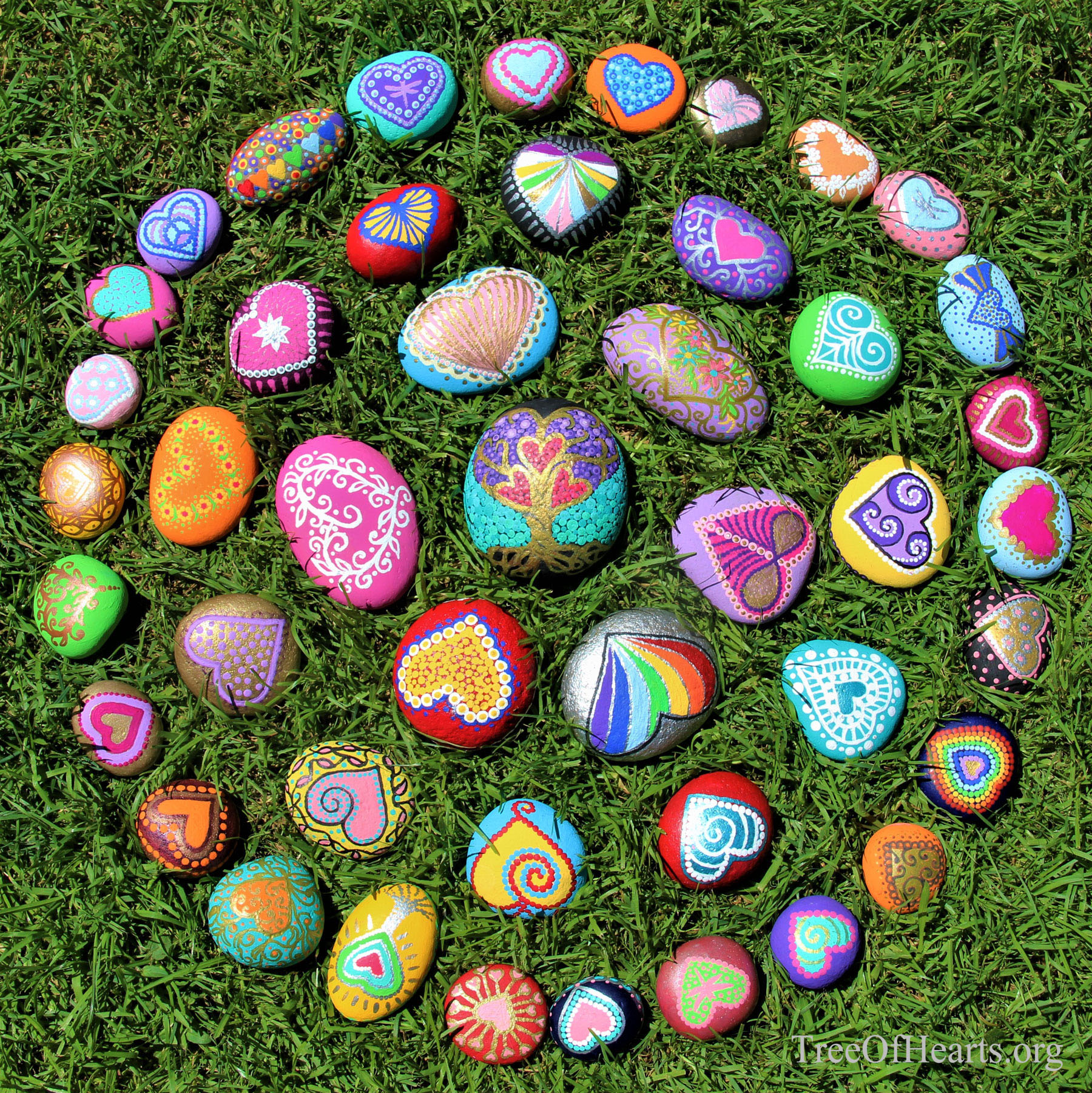 Tree of Hearts – Heart To Heart Network